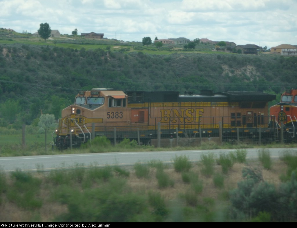 BNSF 5383 East